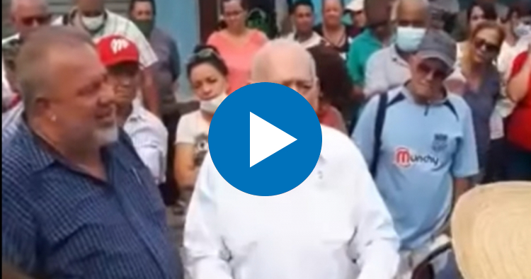 Pescador y funcionario cubano se enfrentan durante recorrido gubernamental