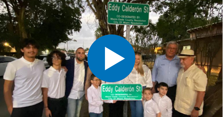 Bautizan calle de Miami con el nombre del comediante cubano Eddy Calderón