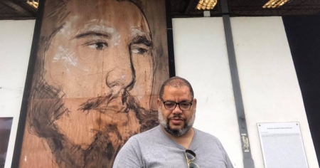 Kcho reaparece presumiendo de amor por Fidel Castro y la Revolución Cubana