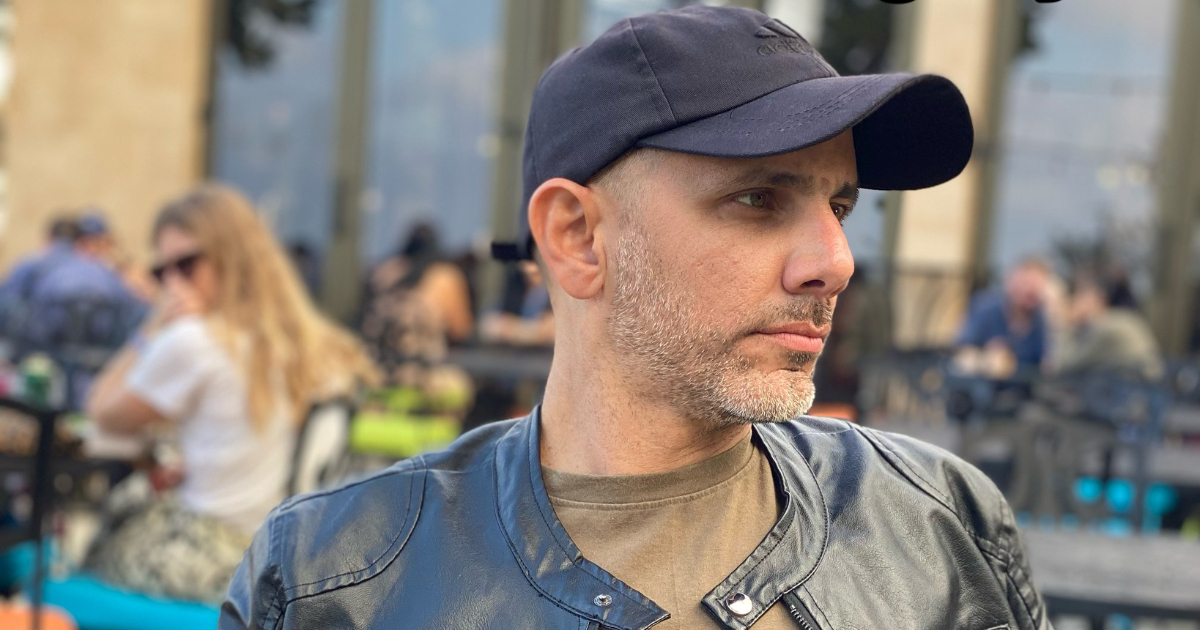 Henry Constantin speaks after his third arrest in 12 days: "a record ...