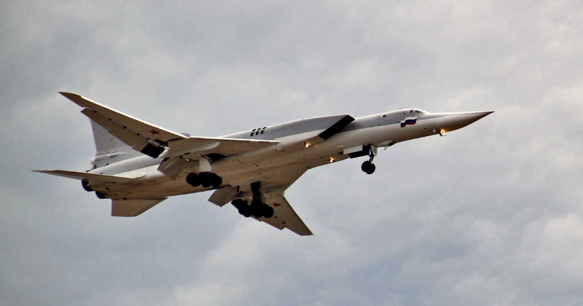 Bombardero ruso Tu-22M3 se estrella en Siberia el mismo día que un B-52 ...
