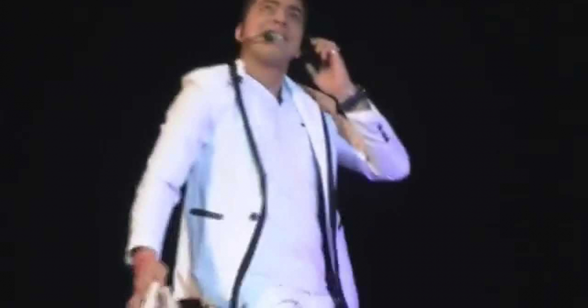 Show del humorista Mandy Hernández en el Teatro América